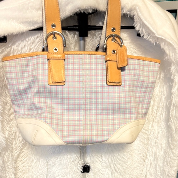 Coach | Bags | Vintage Coach Plaid Tote Bucket Bag With Tan Accents ...